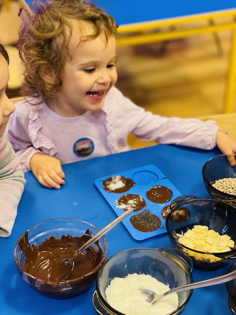 Hanukkah gelt – Prywatne Przedszkole Lauder-Morasha